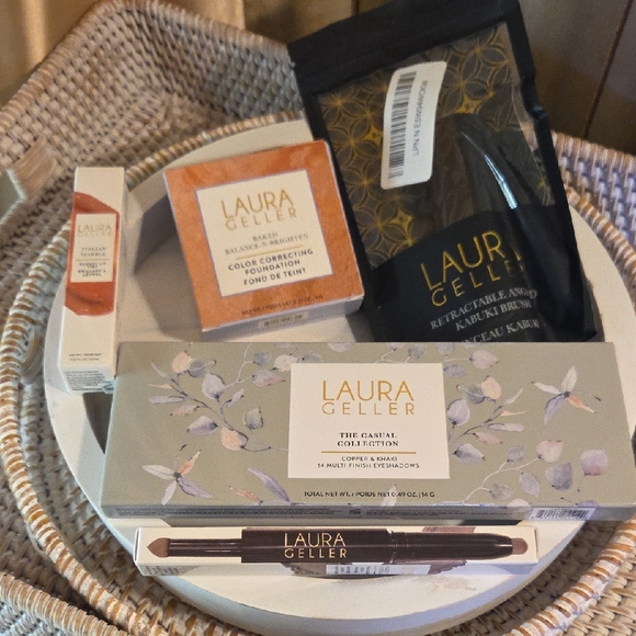 Laura Geller | Makeup | Laura Geller Makeup Collection With Coral And ...